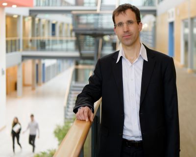 News | Money management problems a potential early sign of dementia ...